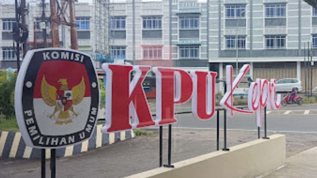 Besok, Ansar-Nyanyang Haris dan Rudi-Aunur Rafiq Daftar Bersama ke KPU ... Besok, Ansar-Nyanyang Haris dan Rudi-Aunur Rafiq Daftar Bersama ke KPU ...