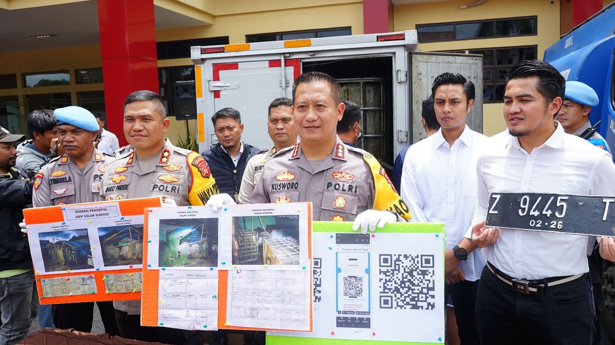 Polresta Bandung Bongkar Praktik Peredaran Solar Ilegal di Bojongsoang ... Polresta Bandung Bongkar Praktik Peredaran Solar Ilegal di Bojongsoang ...
