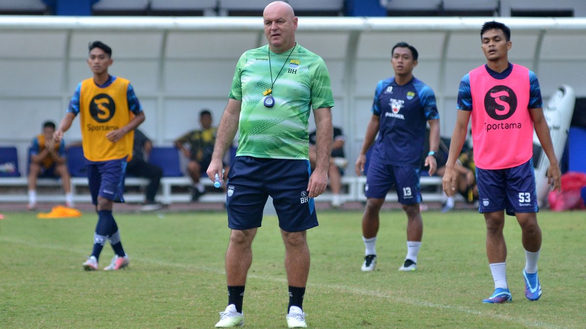 Bojan Hodak Abaikan Kondisi RANS yang Sedang Paceklik - Simamaung.com Bojan Hodak Abaikan Kondisi RANS yang Sedang Paceklik - Simamaung.com