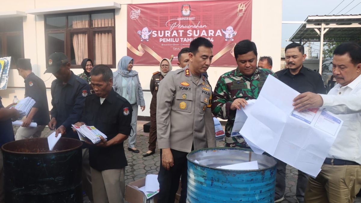 Jaga Transparansi Pemilu 2024 Kpu Garut Lakukan Pemusnahan Surat Suara