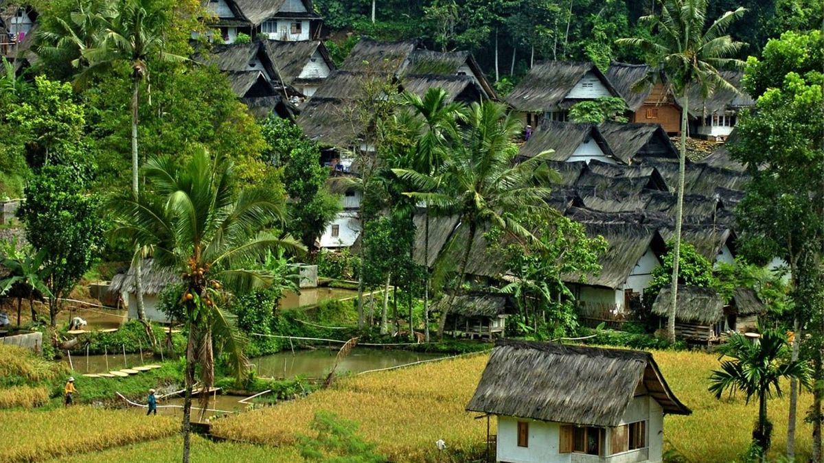 Bukan Hanya Kampung Adat Dukuh, Ternyata ada Belasan Budaya Takbenda ... Bukan Hanya Kampung Adat Dukuh, Ternyata ada Belasan Budaya Takbenda ...