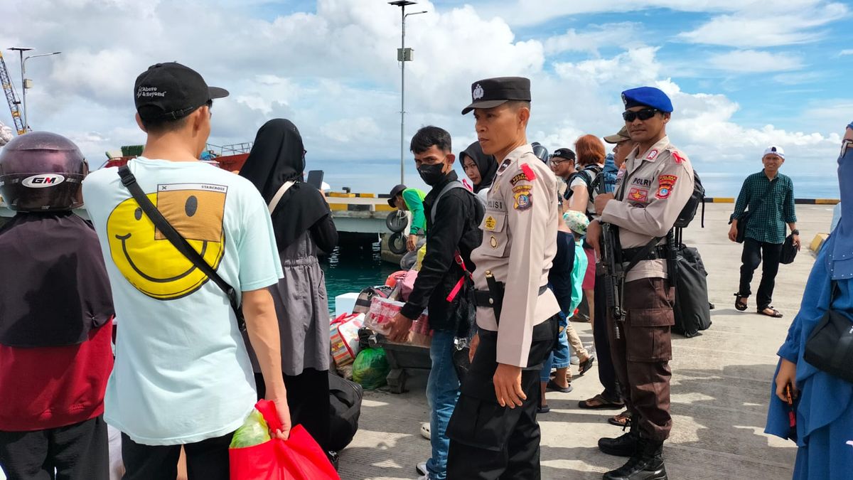 Pemantauan Arus Mudik Jelang Hari Raya Idul Fitri 1445 H Di Pelabuhan ... Pemantauan Arus Mudik Jelang Hari Raya Idul Fitri 1445 H Di Pelabuhan ...
