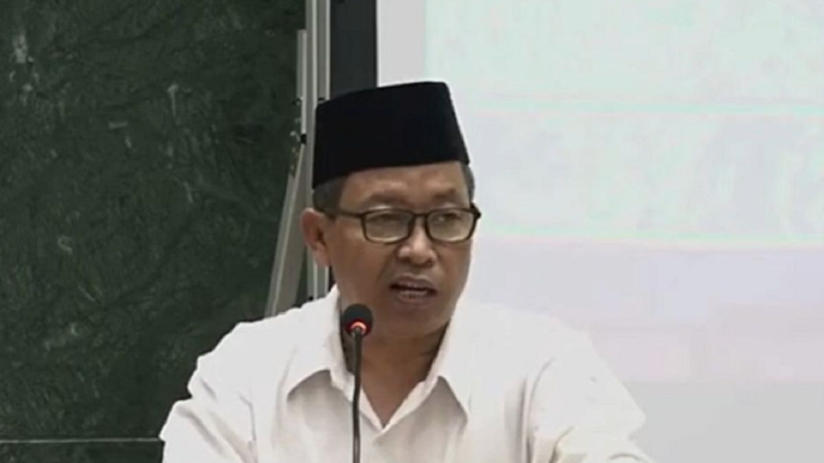 Untung Cahyono Siapa? Profil Khotib, Viral Saat Sholat Idul Fitri di ... Untung Cahyono Siapa? Profil Khotib, Viral Saat Sholat Idul Fitri di ...