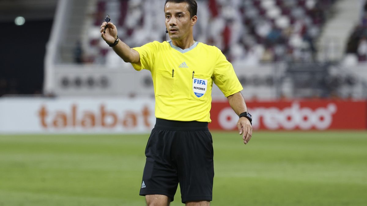 Terungkap! Wasit Nasrullo Kabirov Terima Uang Sekitar Rp40 Juta ... Terungkap! Wasit Nasrullo Kabirov Terima Uang Sekitar Rp40 Juta ...