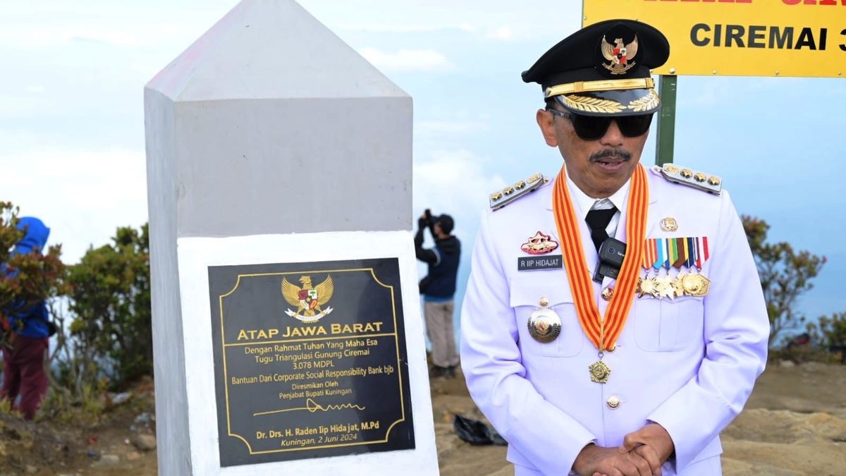 Pj Bupati Kuningan ‘Muncak Beu’ Gapai Atap Jawa Barat Kali Kedua Tandai ... Pj Bupati Kuningan ‘Muncak Beu’ Gapai Atap Jawa Barat Kali Kedua Tandai ...