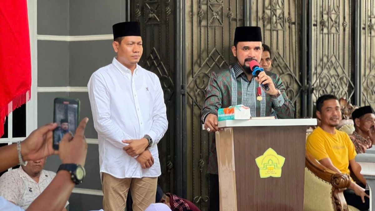 Ratusan Tokoh se-Kecamatan Simpang Ulim Peusijuk dan Deklarasi Paslon ... Ratusan Tokoh se-Kecamatan Simpang Ulim Peusijuk dan Deklarasi Paslon ...