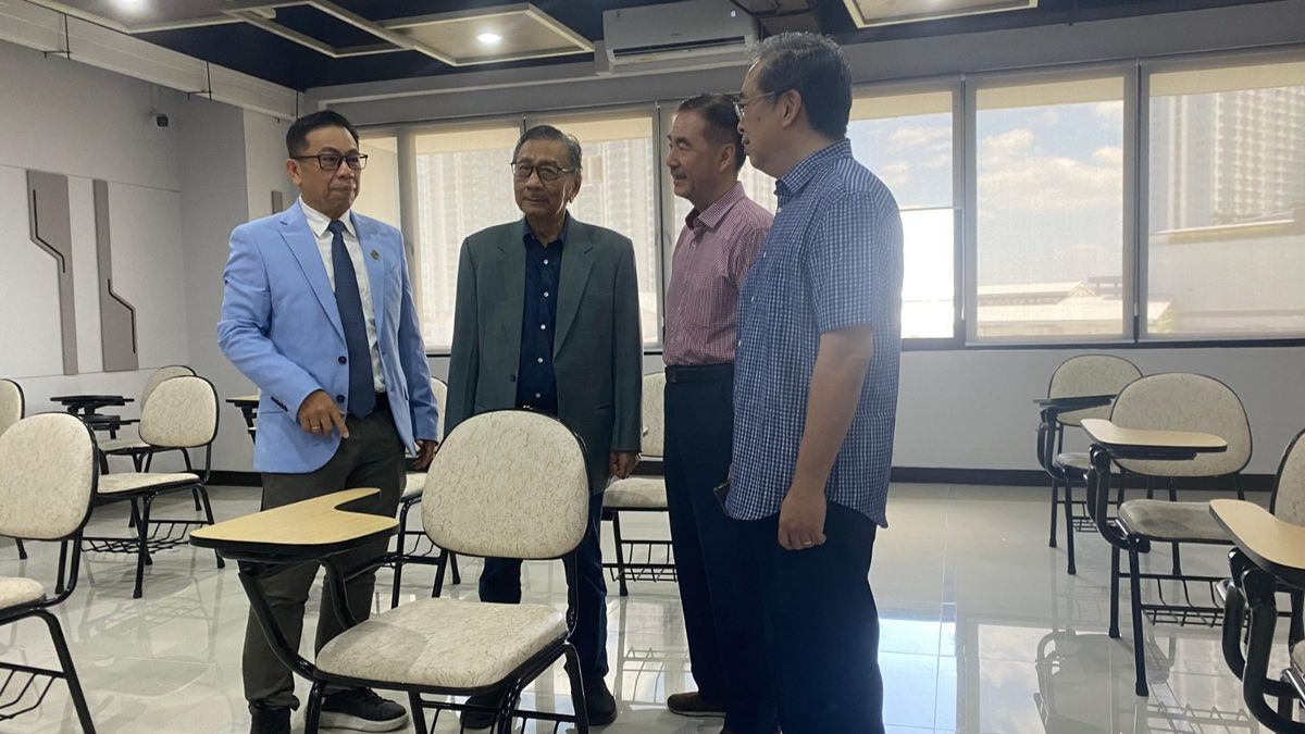 Menyambut Era Baru Pendidikan, Ubaya Menjawab Kebutuhan Pendidikan di ... Menyambut Era Baru Pendidikan, Ubaya Menjawab Kebutuhan Pendidikan di ...