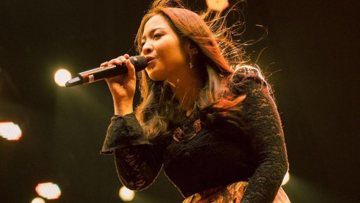 Kunci Gitar, Lirik, dan Makna Lagu Satu Bulan–Bernadya: 'Belum Ada Satu ... Kunci Gitar, Lirik, dan Makna Lagu Satu Bulan–Bernadya: 'Belum Ada Satu ...