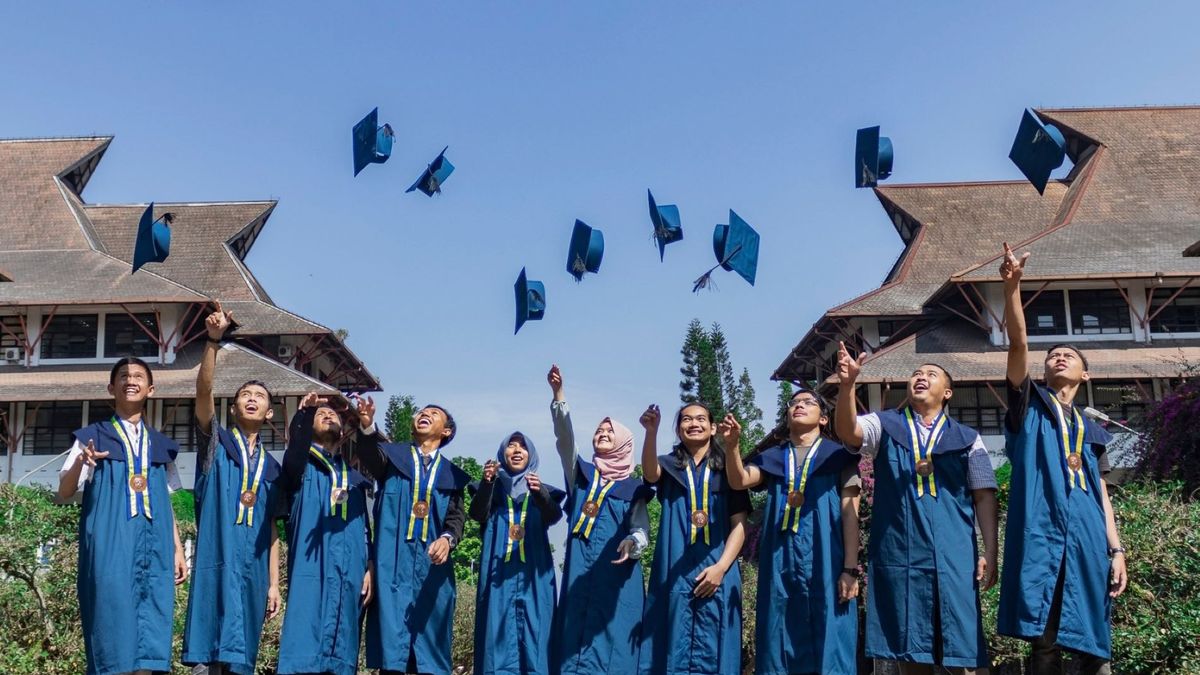 Biaya Pendidikan Naik, Begini Solusi dan Cara Siapkan Dananya di ... Biaya Pendidikan Naik, Begini Solusi dan Cara Siapkan Dananya di ...