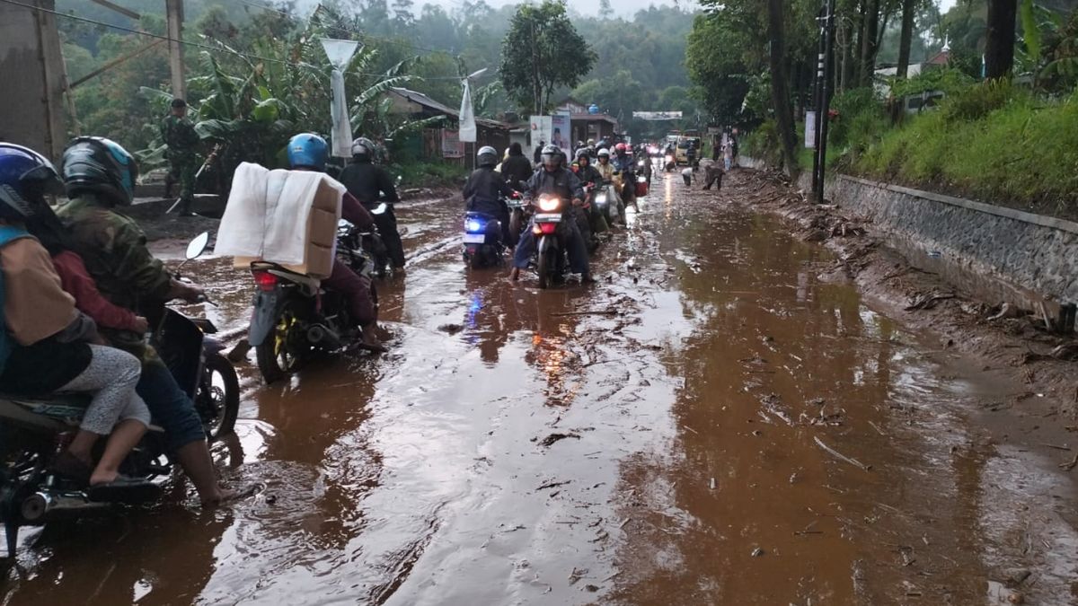 Cuaca Ekstrim, BPBD Garut Ingatkan Warga Waspadai Ancaman Bencana Alam ... Cuaca Ekstrim, BPBD Garut Ingatkan Warga Waspadai Ancaman Bencana Alam ...