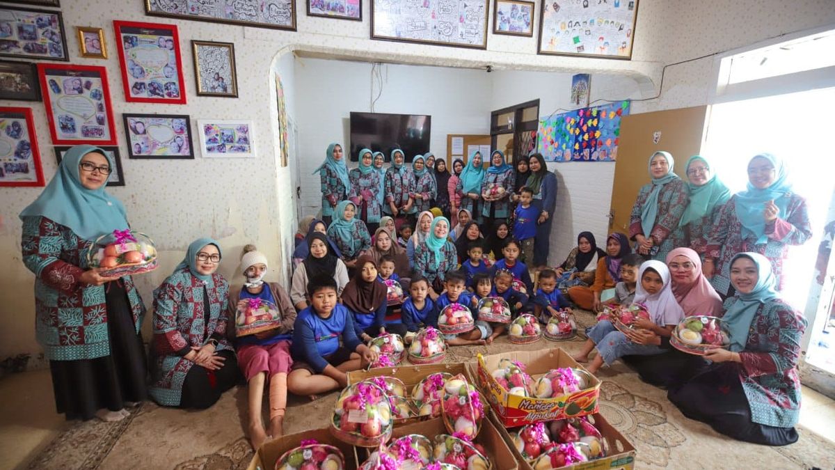 Rangkaian HUT ke-25 DWP, Dharma Wanita Persatuan kota Bandung Kunjungi ... Rangkaian HUT ke-25 DWP, Dharma Wanita Persatuan kota Bandung Kunjungi ...