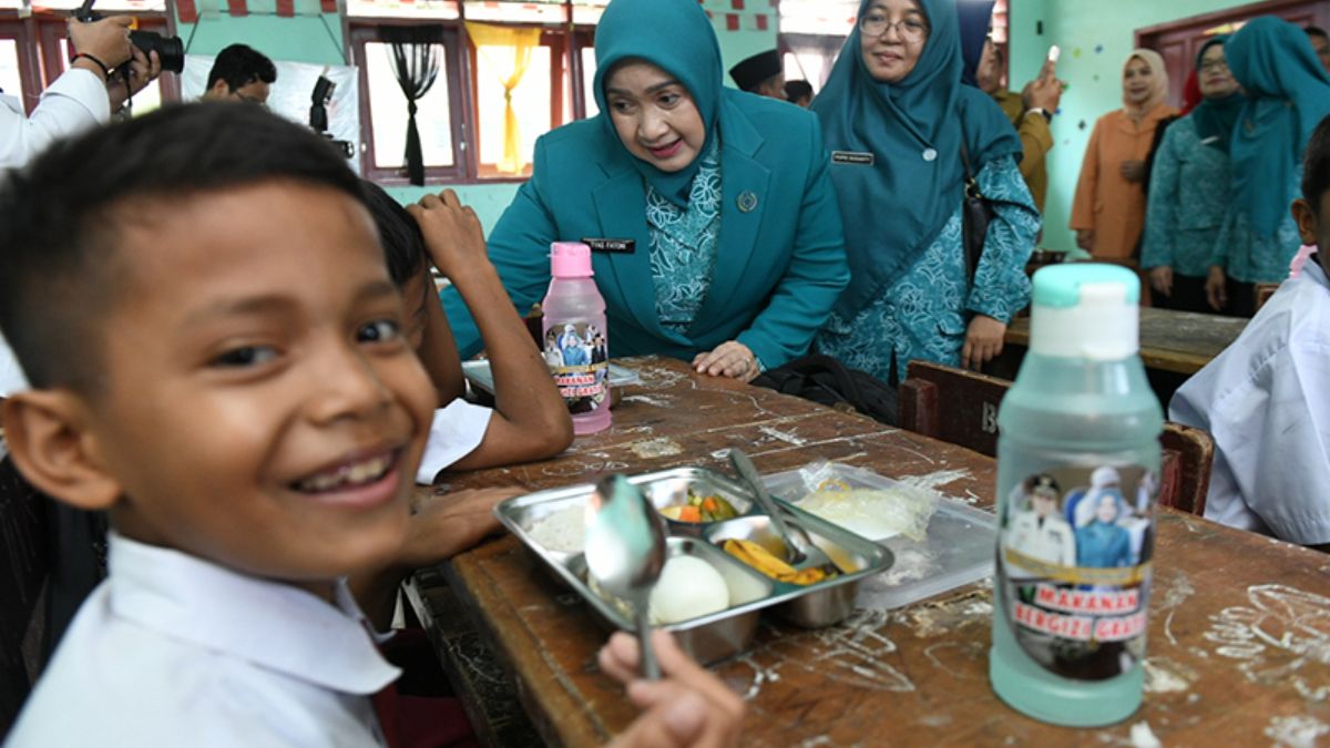 Program Makan Sehat Bergizi Gratis Diluncurkan Di Langkat Siapkan Generasi Emas 2045 Medan