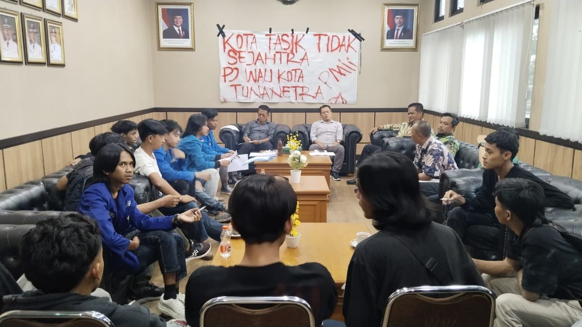 Warga Alami Gatal-gatal dan Ribuan Ikan Mati Imbas Air Tercemar Limbah ... Warga Alami Gatal-gatal dan Ribuan Ikan Mati Imbas Air Tercemar Limbah ...