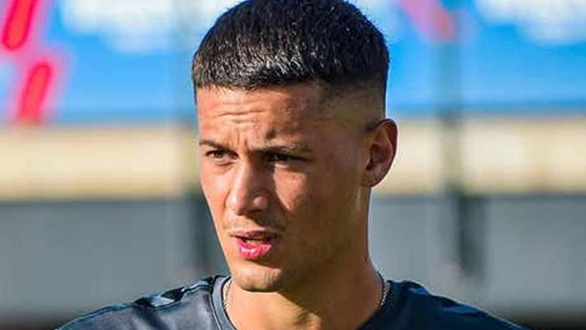 Real Madrid Rekrut Alan Godoy: Salah Satu Striker 21 Tahun yang Jadi ... Real Madrid Rekrut Alan Godoy: Salah Satu Striker 21 Tahun yang Jadi ...