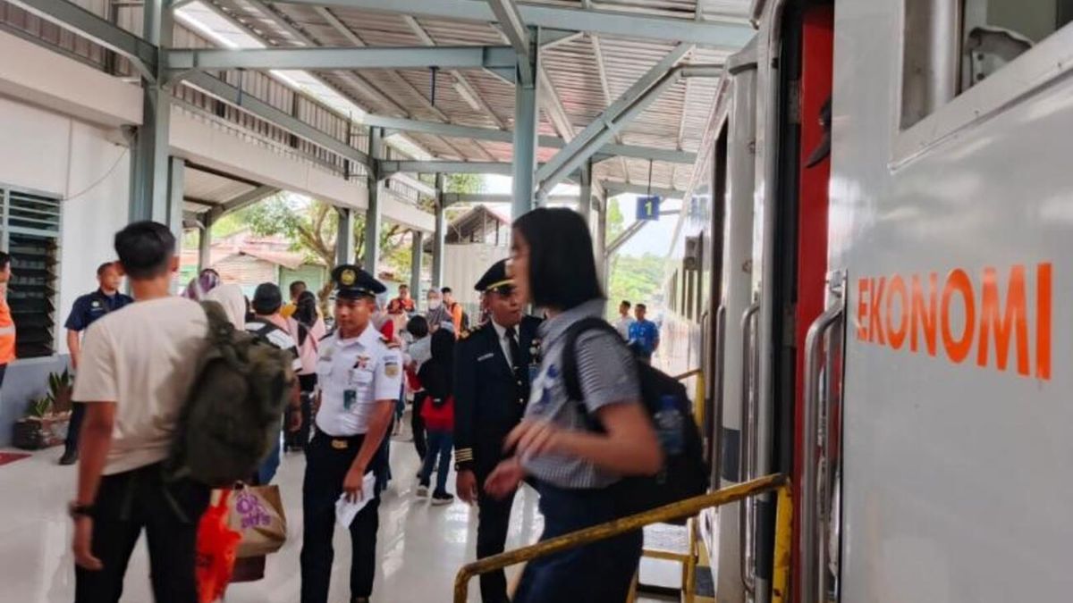 KAI Imbau Masyarakat Waspada Penipuan Berkedok Rekrutmen - Detak Sumut KAI Imbau Masyarakat Waspada Penipuan Berkedok Rekrutmen - Detak Sumut