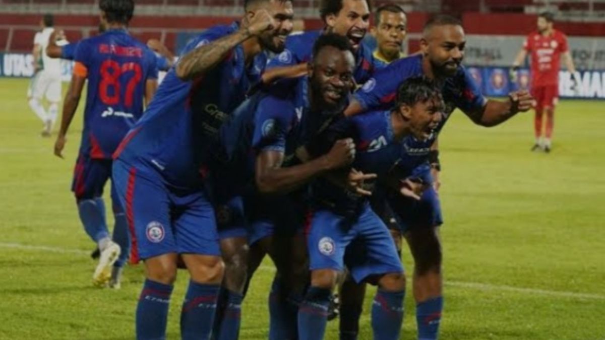 Hasil Pertandingan antara Arema FC vs PSS Sleman Berakhir dengan Skor 6 ... Hasil Pertandingan antara Arema FC vs PSS Sleman Berakhir dengan Skor 6 ...