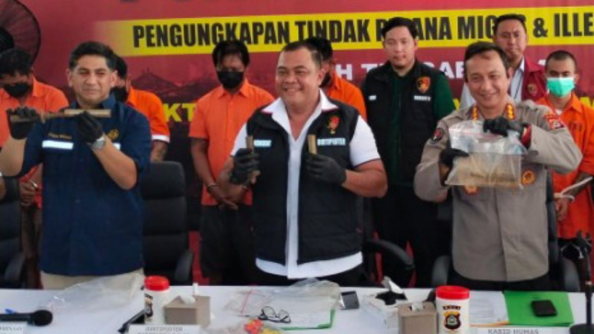 Dittipidter Bareskrim Polri Berhasil Ungkap Kasus Pengoplosan Gas LPG ... Dittipidter Bareskrim Polri Berhasil Ungkap Kasus Pengoplosan Gas LPG ...