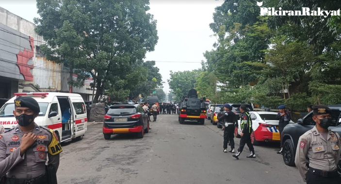 Penampakan Motor Diduga Milik Pelaku Bom di Polsek Astana Anyar ...