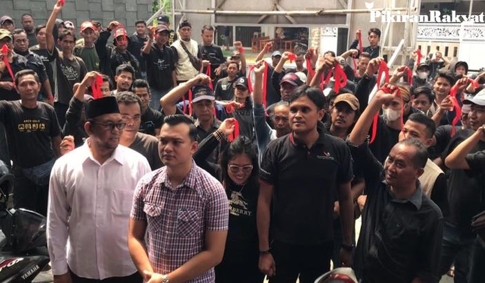Ratusan Kader dan Simpatisan PDIP di Majalengka Mundur, Ikuti Langkah ...