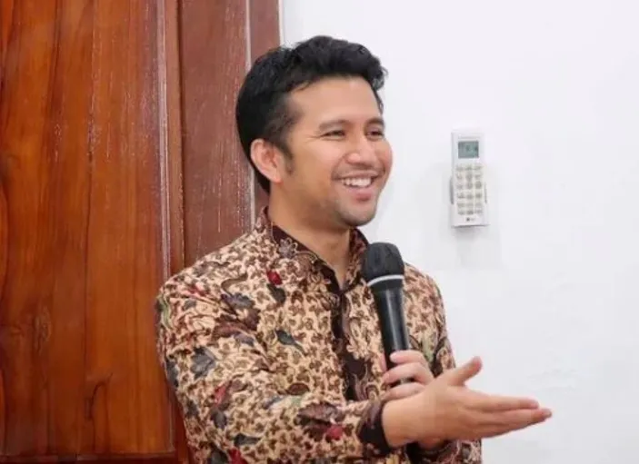 Siapa Emil Dardak? Inilah Profil dan Biodata Lengkap Wakil Gubernur ... Siapa Emil Dardak? Inilah Profil dan Biodata Lengkap Wakil Gubernur ...