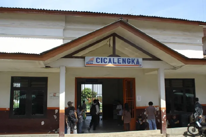 Posisi Penting Stasiun Cicalengka bagi Sejarah Kereta Api Bandung Raya Posisi Penting Stasiun Cicalengka bagi Sejarah Kereta Api Bandung Raya