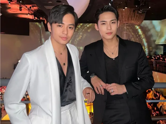 Pamer Foto Bareng Mingyu SEVENTEEN, Unggahan Angga Yunanda Bikin Heboh ... Pamer Foto Bareng Mingyu SEVENTEEN, Unggahan Angga Yunanda Bikin Heboh ...