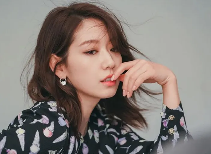 Park Shin Hye Dikabarkan sedang Pertimbangkan Tawaran untuk Drama Baru ... Park Shin Hye Dikabarkan sedang Pertimbangkan Tawaran untuk Drama Baru ...