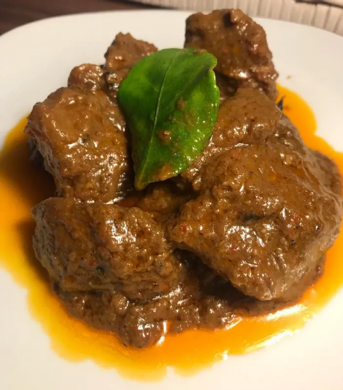 Resep Rendang Daging Sapi Khas Padang Ala Chef Devina Hermawan