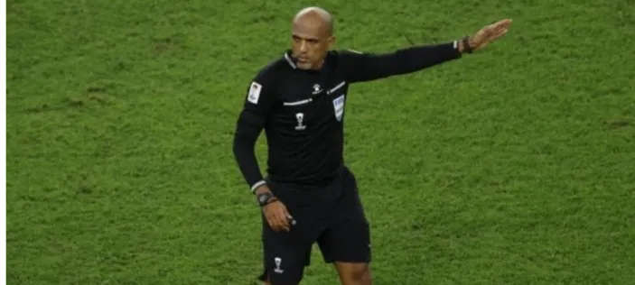 Indonesia dapat Hukuman FIFA. Netizen Indonesia: Wasit Ahmed Al-Kaf ... Indonesia dapat Hukuman FIFA. Netizen Indonesia: Wasit Ahmed Al-Kaf ...