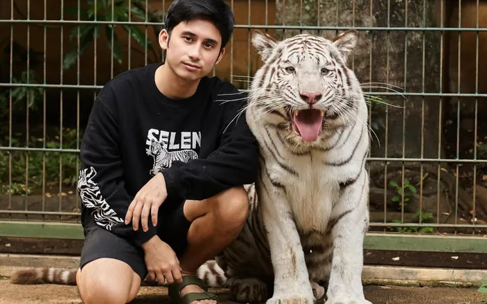 Profil dan Biodata Alshad Ahmad, Youtuber yang Terungkap Duda Beranak ... Profil dan Biodata Alshad Ahmad, Youtuber yang Terungkap Duda Beranak ...
