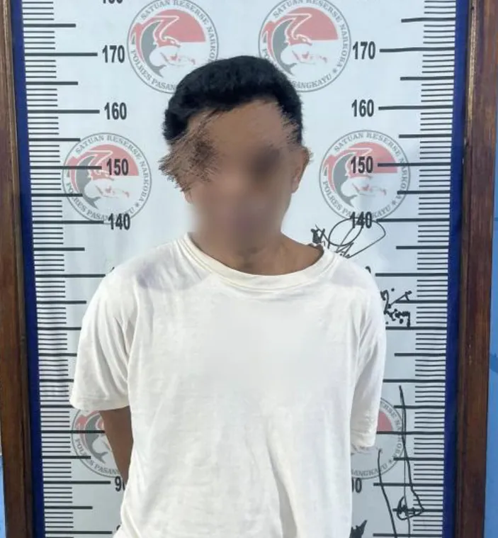 Pengedar Sabu Ditangkap Di Pasangkayu Sembunyikan Barang Bukti Di Kap