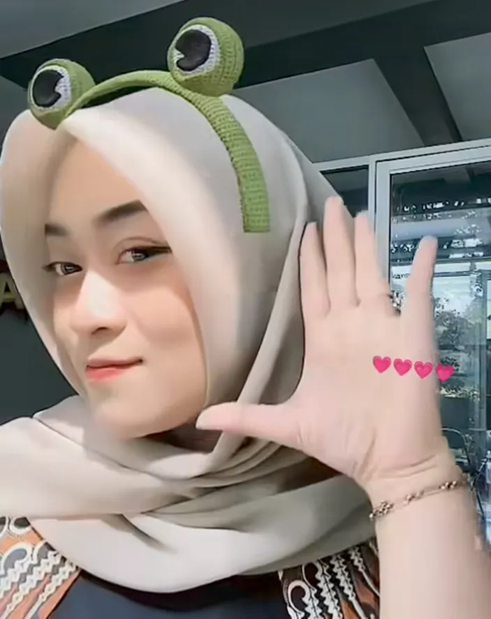 Foto Adegan Dewasa Bu Guru Salsa Dan Suami Di Dalam Mobil Netizen Reaksi Beragam Editor News 