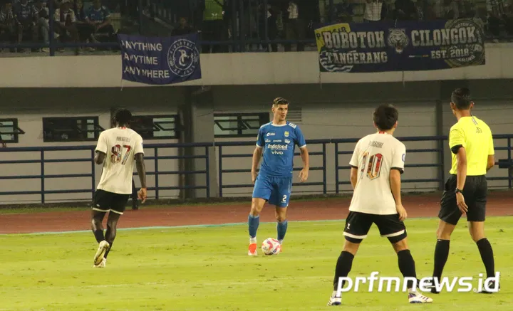 GRATIS! Klik Link Live Streaming Persib vs Persik di Liga 1 Hari Ini ... GRATIS! Klik Link Live Streaming Persib vs Persik di Liga 1 Hari Ini ...