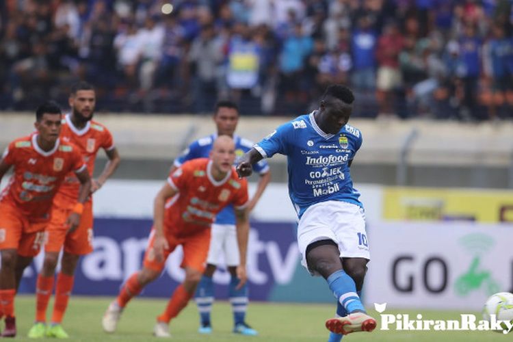 Robert Rene Alberts Nilai Pemain Persib Keteteran Hadapi Tekanan Robert Rene Alberts Nilai Pemain Persib Keteteran Hadapi Tekanan