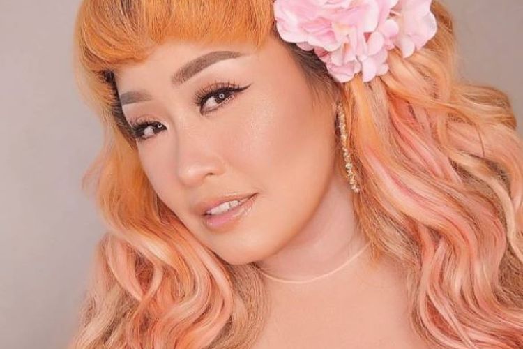 Profil dan Biodata Lengkap Pinkan Mambo, dari Karir, Bisnis dan Suami ... Profil dan Biodata Lengkap Pinkan Mambo, dari Karir, Bisnis dan Suami ...