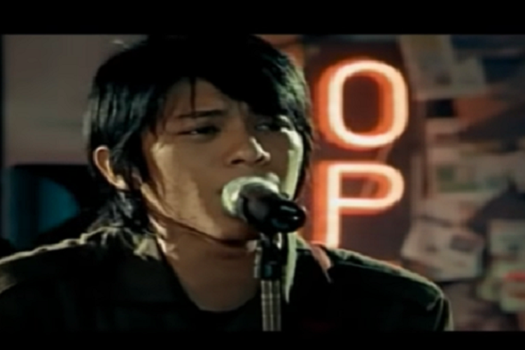 Lirik Lagu Tak Bisakah – Peterpan dan Fakta di Baliknya Lirik Lagu Tak Bisakah – Peterpan dan Fakta di Baliknya