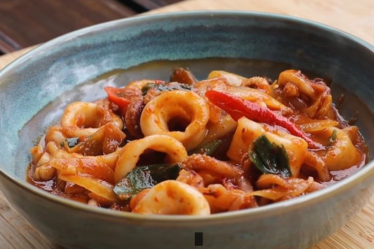 Resep Cumi Saus Padang Ala Chef Devina Hermawan Nggak Amis Praktis