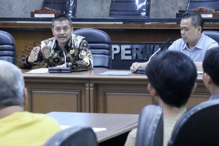 Warga Perumahan Jala Graha Kesulitan MCK Gegara Janji Developer Pakai ... Warga Perumahan Jala Graha Kesulitan MCK Gegara Janji Developer Pakai ...