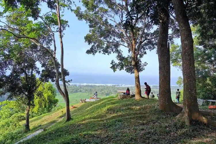 Mengintip Keindahan Wisata Gunung Srandil Adipala Cilacap: Panorama ... Mengintip Keindahan Wisata Gunung Srandil Adipala Cilacap: Panorama ...