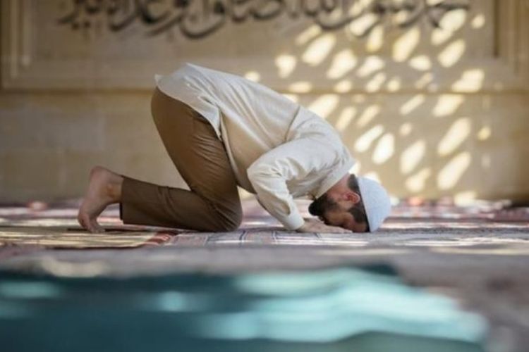 Niat Sholat Jamak Takhir Dzuhur dan Ashar Berapa Rakaat yang Benar, 2 ... Niat Sholat Jamak Takhir Dzuhur dan Ashar Berapa Rakaat yang Benar, 2 ...