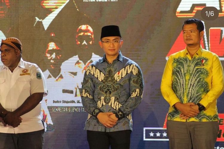 Mantan Wagub Banten Andika Hazrumy Raih Penghargaan Tokoh Penggerak ... Mantan Wagub Banten Andika Hazrumy Raih Penghargaan Tokoh Penggerak ...