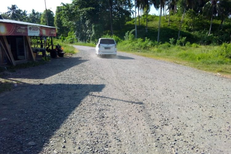 Warga Pulau Morotai Keluhkan Banyak Jalan Nasional yang Rusak, Ini ... Warga Pulau Morotai Keluhkan Banyak Jalan Nasional yang Rusak, Ini ...