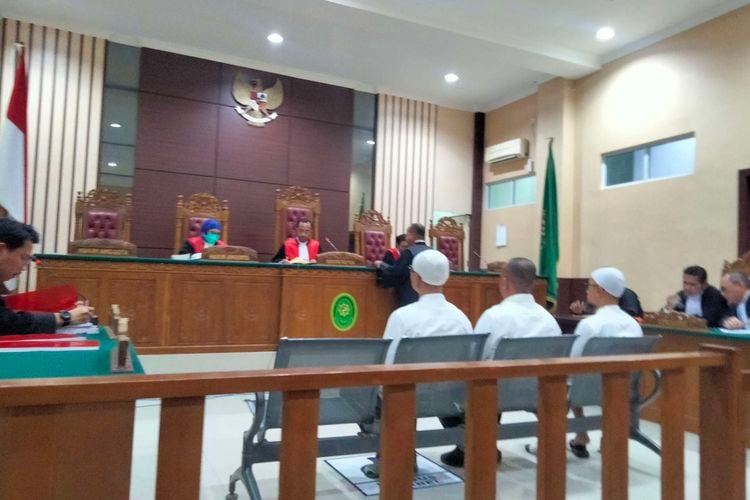 Kasus Korupsi Dana Hibah Dispora Kepri, Anak Mantan Gubernur Kepri ... Kasus Korupsi Dana Hibah Dispora Kepri, Anak Mantan Gubernur Kepri ...