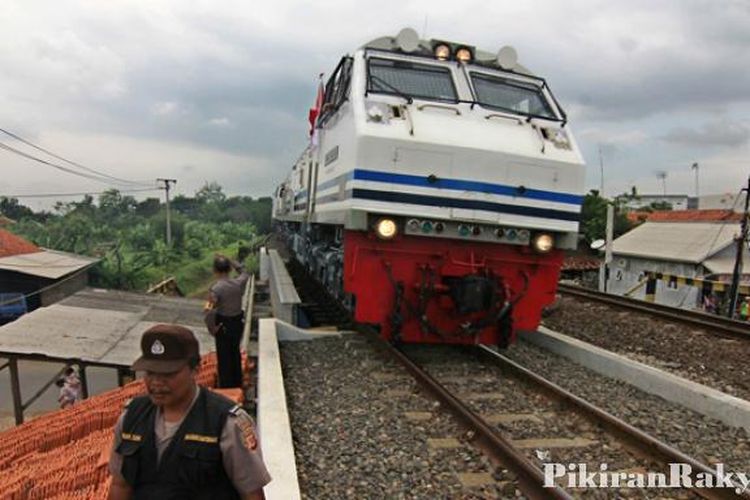 Tak Kebagian Tiket Kereta Api? Tenang, Ini Cara Dapat Tiket Tambahan Tak Kebagian Tiket Kereta Api? Tenang, Ini Cara Dapat Tiket Tambahan