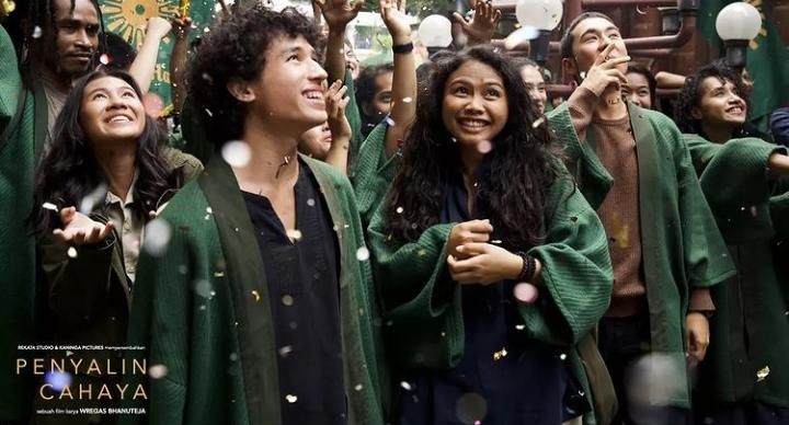 Tersangkut Kasus Kekerasan Seksual, Film Penyalin Cahaya Sontak Menjadi ... Tersangkut Kasus Kekerasan Seksual, Film Penyalin Cahaya Sontak Menjadi ...