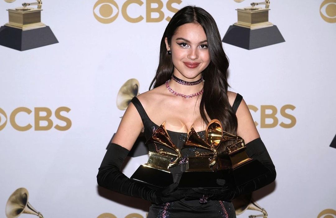 Daftar Pemenang Grammy Awards 2022 Penyanyi Pendatang Baru Olivia