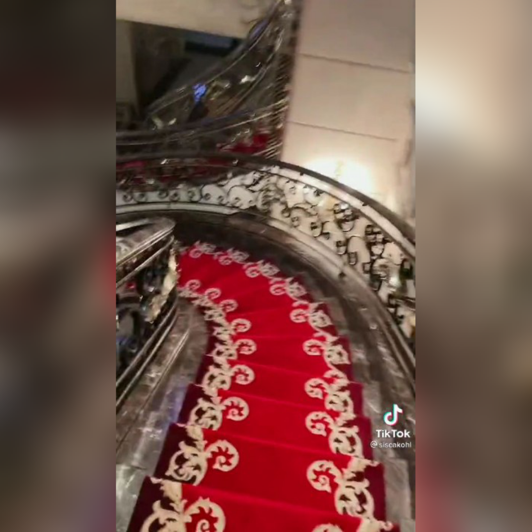 Inilah Potret Rumah Mewah Sisca Kohl, Seleb TikTok Sultan yang Kini ... Inilah Potret Rumah Mewah Sisca Kohl, Seleb TikTok Sultan yang Kini ...