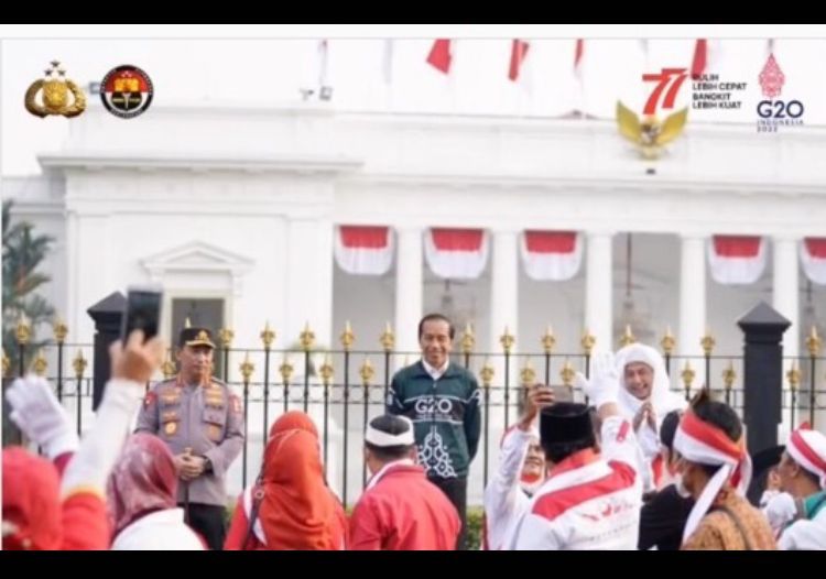 Kapolri Bersama Presiden Jokowi dan Habib Muhammad Luthfi Melepas Kirab ... Kapolri Bersama Presiden Jokowi dan Habib Muhammad Luthfi Melepas Kirab ...