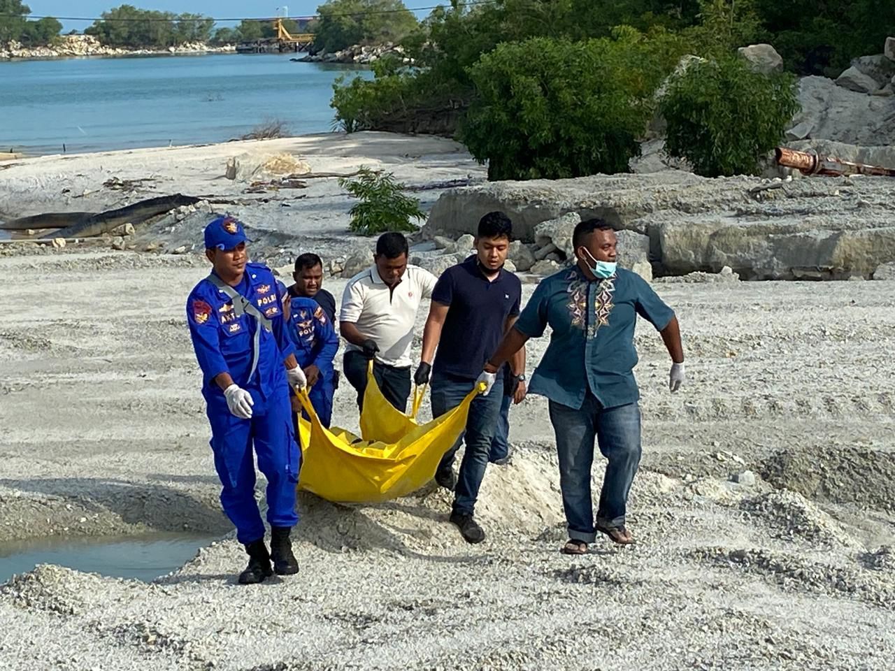 Mayat Laki-laki Membusuk Ditemukan di Perairan Takong Hiu - Tanjung ... Mayat Laki-laki Membusuk Ditemukan di Perairan Takong Hiu - Tanjung ...