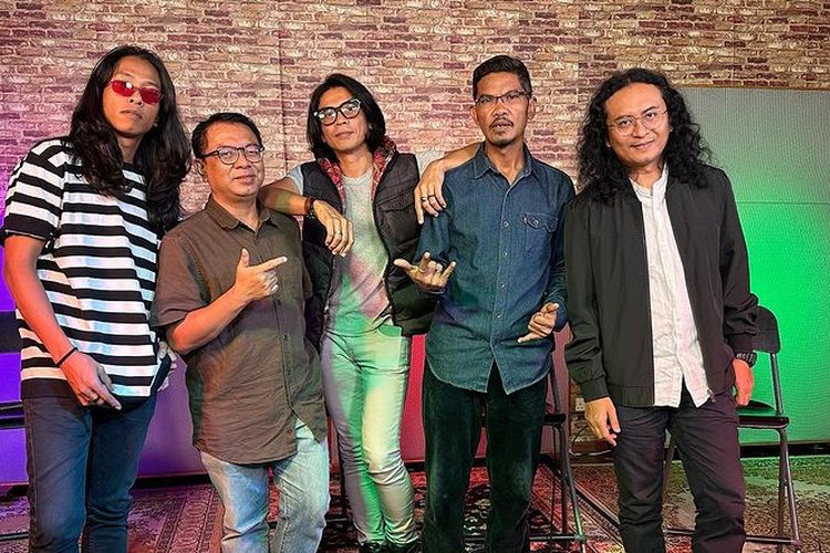 Lirik Lagu Untukmu Ibu Exist Dan Fakta Di Baliknya